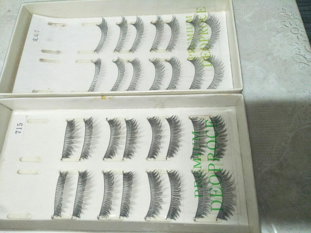 Fake eyelash set, Beauty & Personal Care, Face, Makeup on Carousell