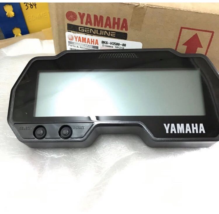 R15 V3 Speedometer, Motorcycles, Motorcycle Accessories on Carousell