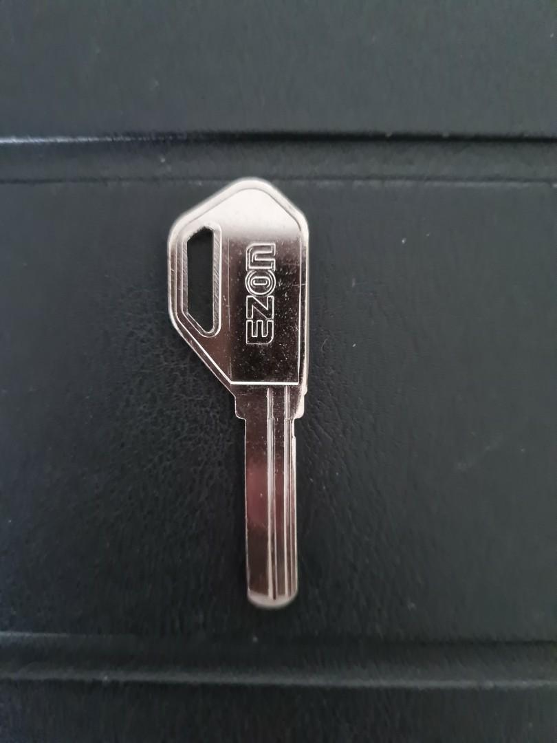 Samsung Digital Lock Ezon Key, Furniture & Home Living, Security ...