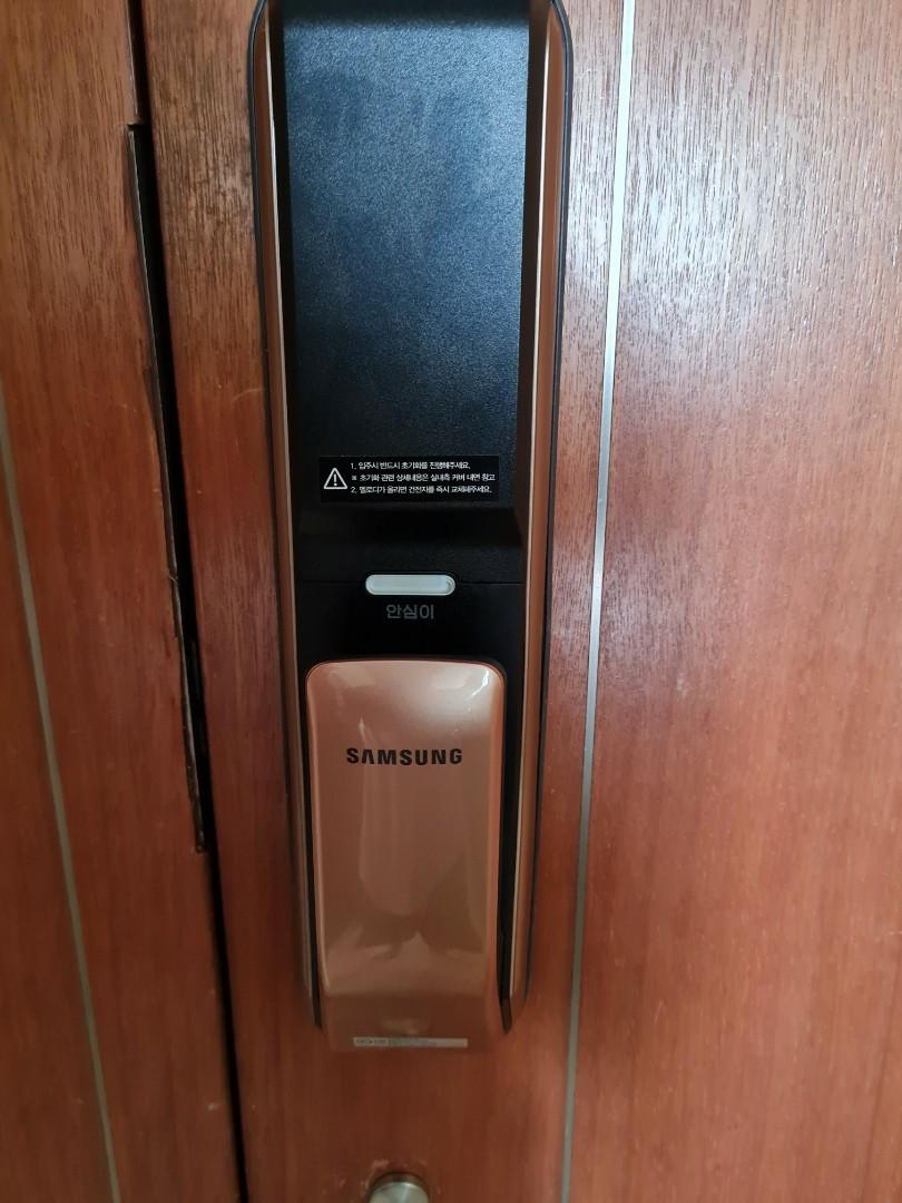 Samsung Digital Lock Ezon Key, Furniture & Home Living, Security ...