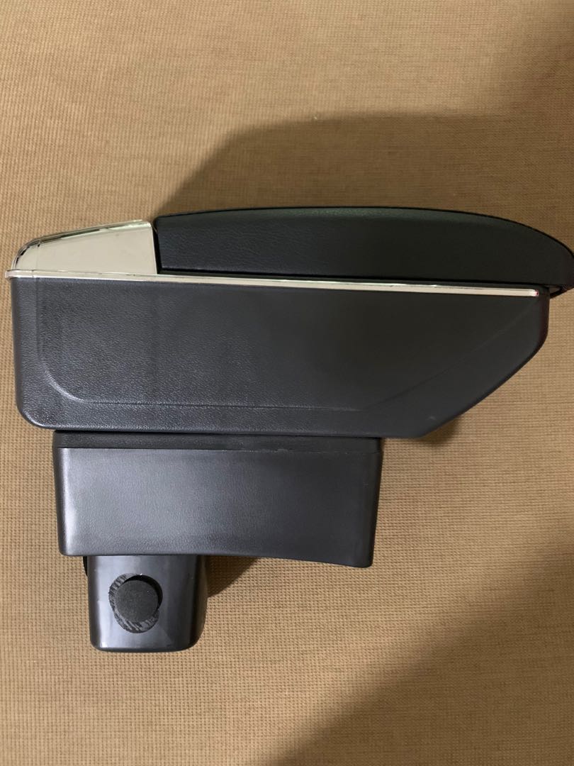 Suzuki swift arm rest, Car Accessories, Accessories on Carousell