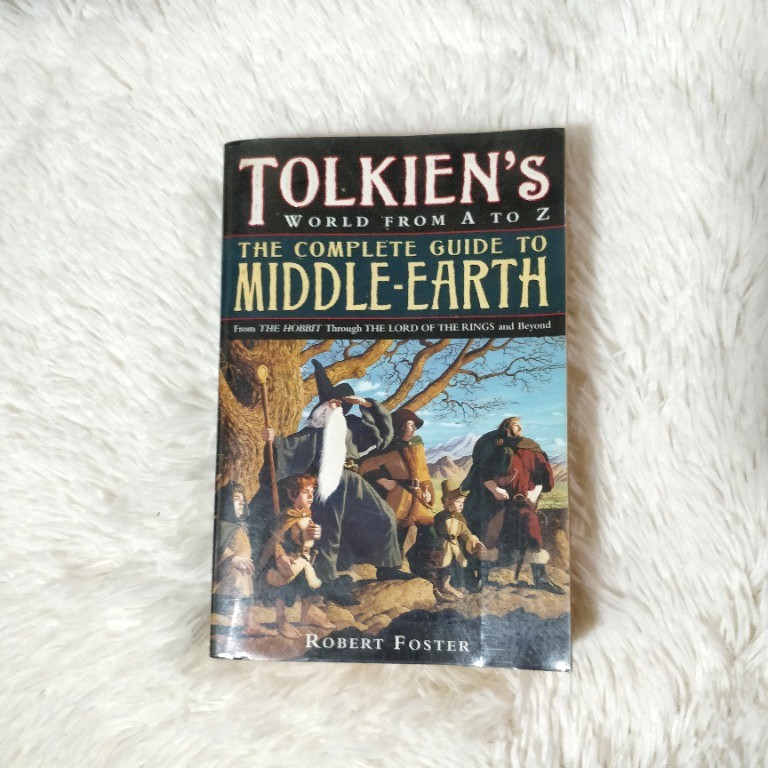 Tolkien's Complete Guide to Middle Earth, Hobbies & Toys, Books ...