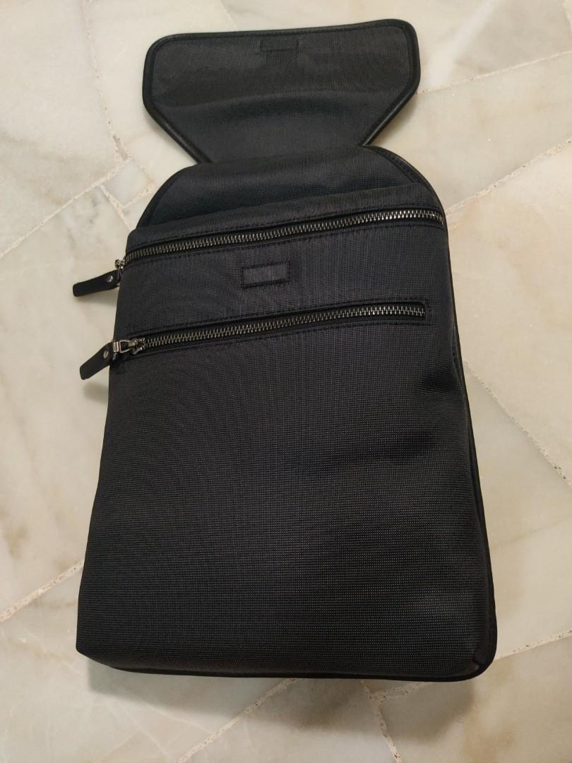 Van Garie shoulder bag, Men's Fashion, Bags, Sling Bags on Carousell