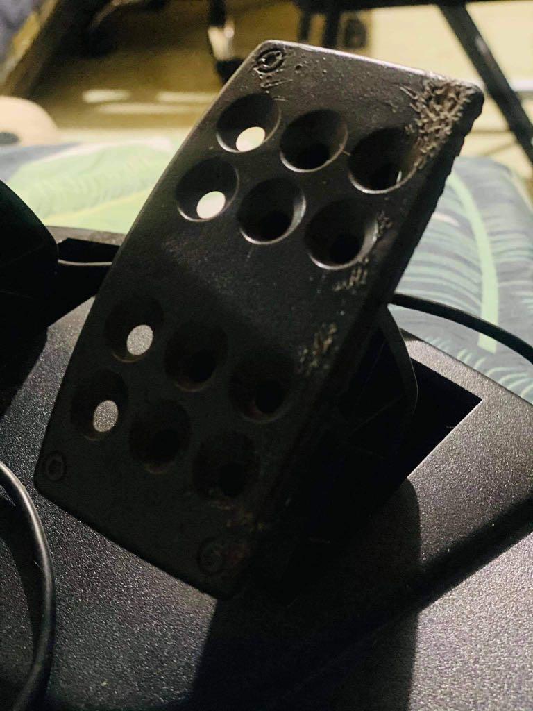 auth LOGITECH MOMO RACING Wheel Force Feedback, Video Gaming, Gaming ...