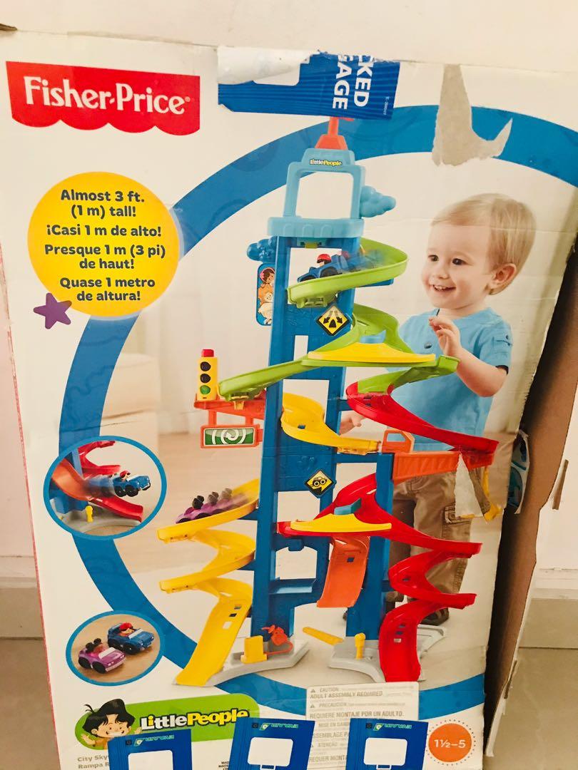FISHER PRICE LITTLE PEOPLE CITY SKYSCRAPER 3FT TALL CAR RAMP WITH 2 ...