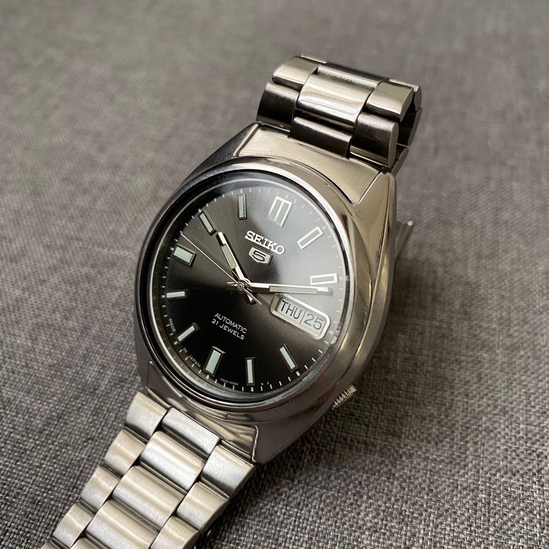 Seiko Gray Sunburst Dial, Men's Fashion, Watches & Accessories, Watches ...