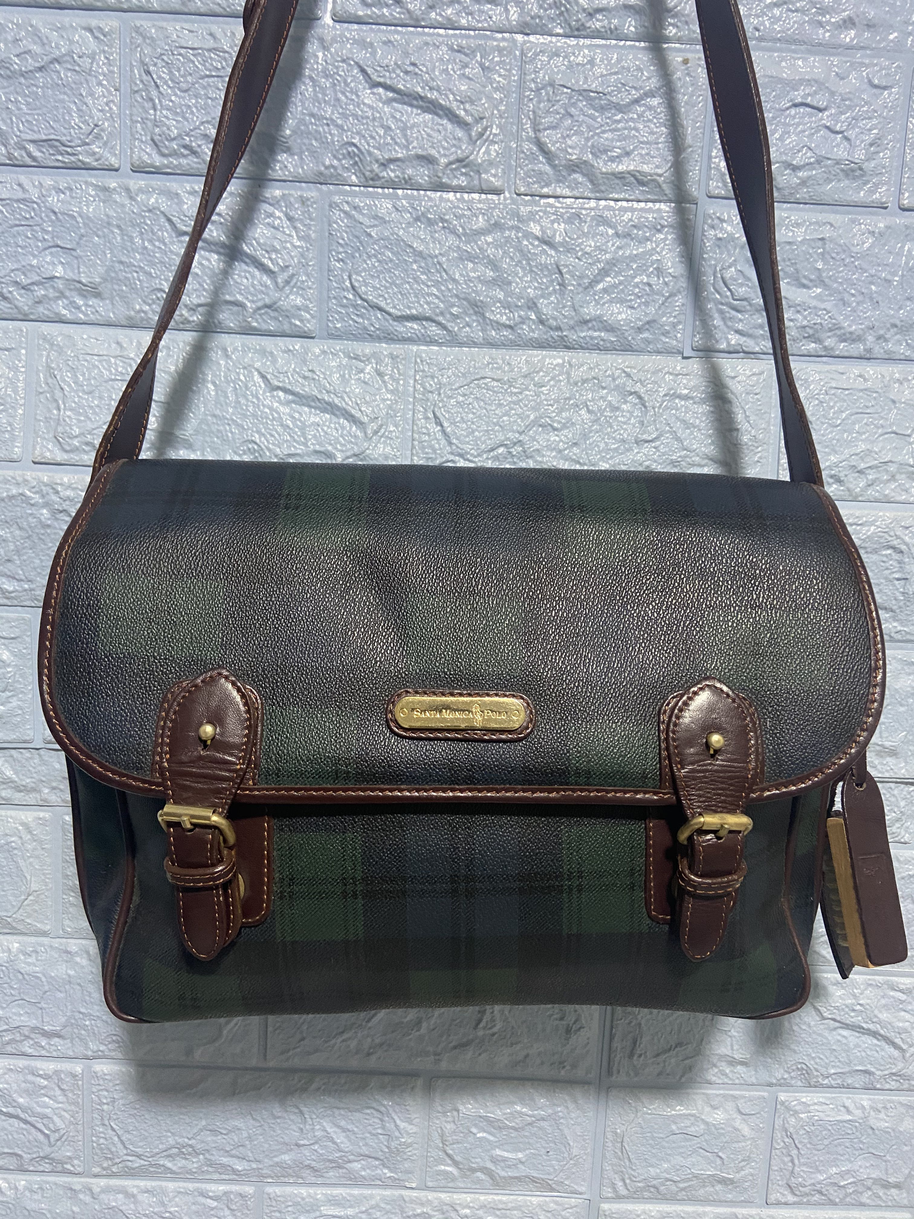 Sing bag polo, Men's Fashion, Bags, Sling Bags on Carousell