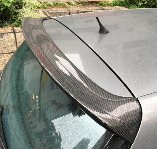 VW Golf MK5 Carbon Fibre Spoiler, Car Accessories, Accessories on Carousell