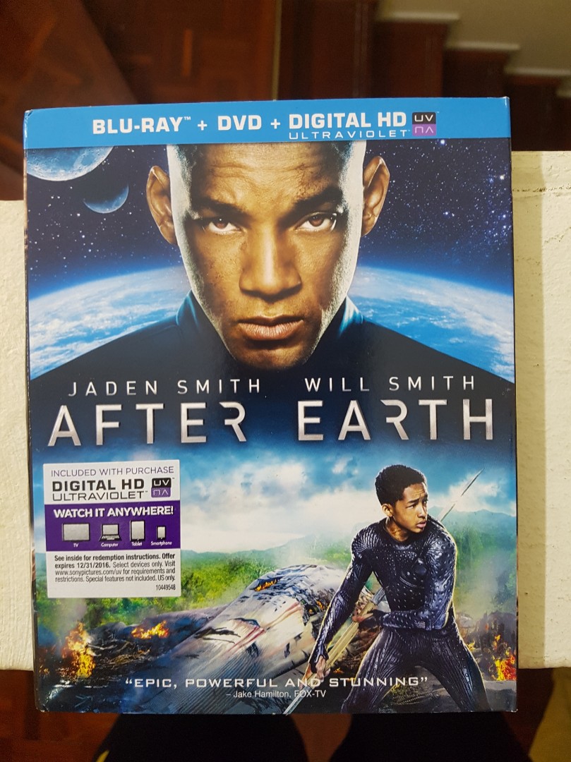 After Earth (Two Disc Combo: Blu-ray / DVD + UltraViolet Digital Copy ...