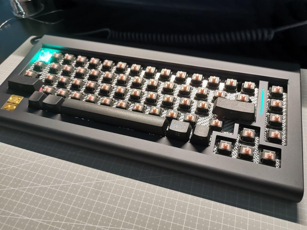 Alpaca switches V2, Computers & Tech, Parts & Accessories, Computer ...