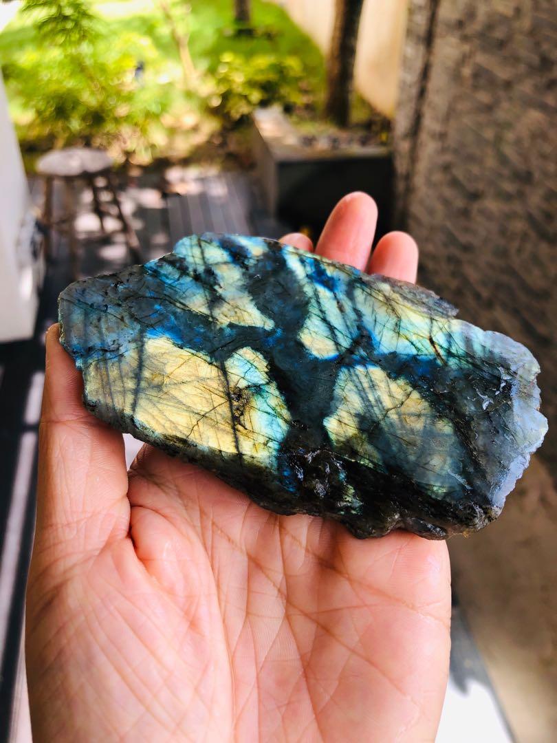 Home Décor Flashy Labradorite half polished half raw Rocks & Geodes ...