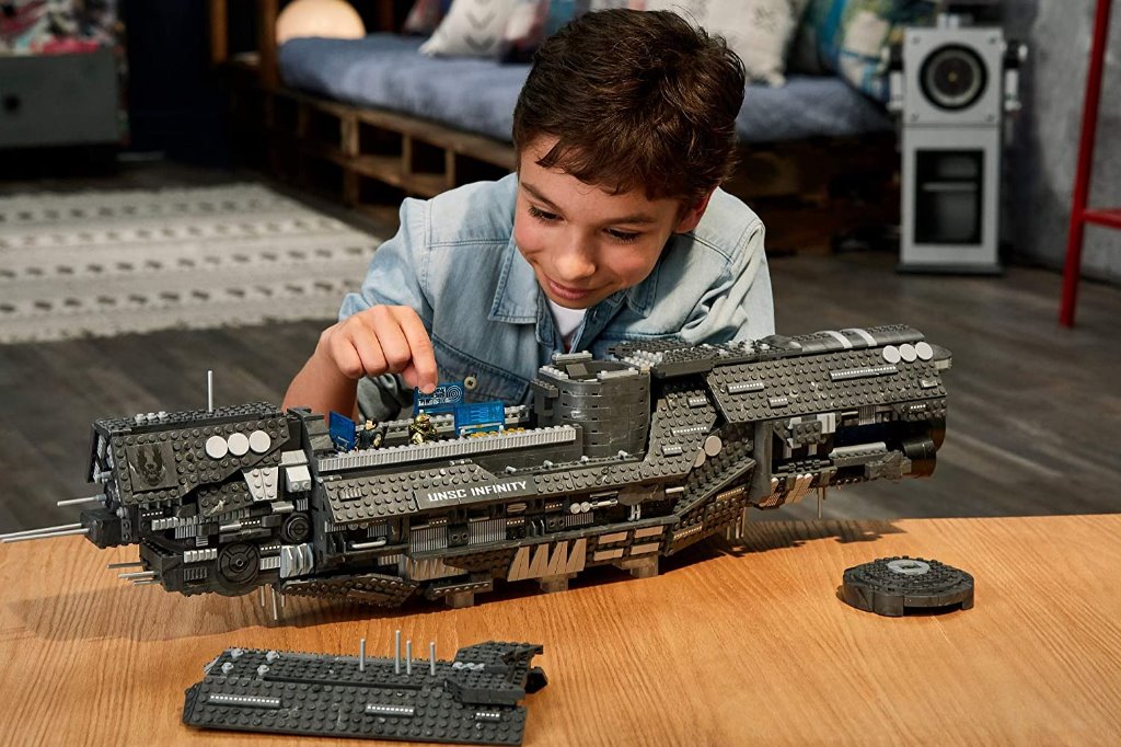 Mega Construx Halo UNSC Infinity, Hobbies & Toys, Toys & Games on Carousell