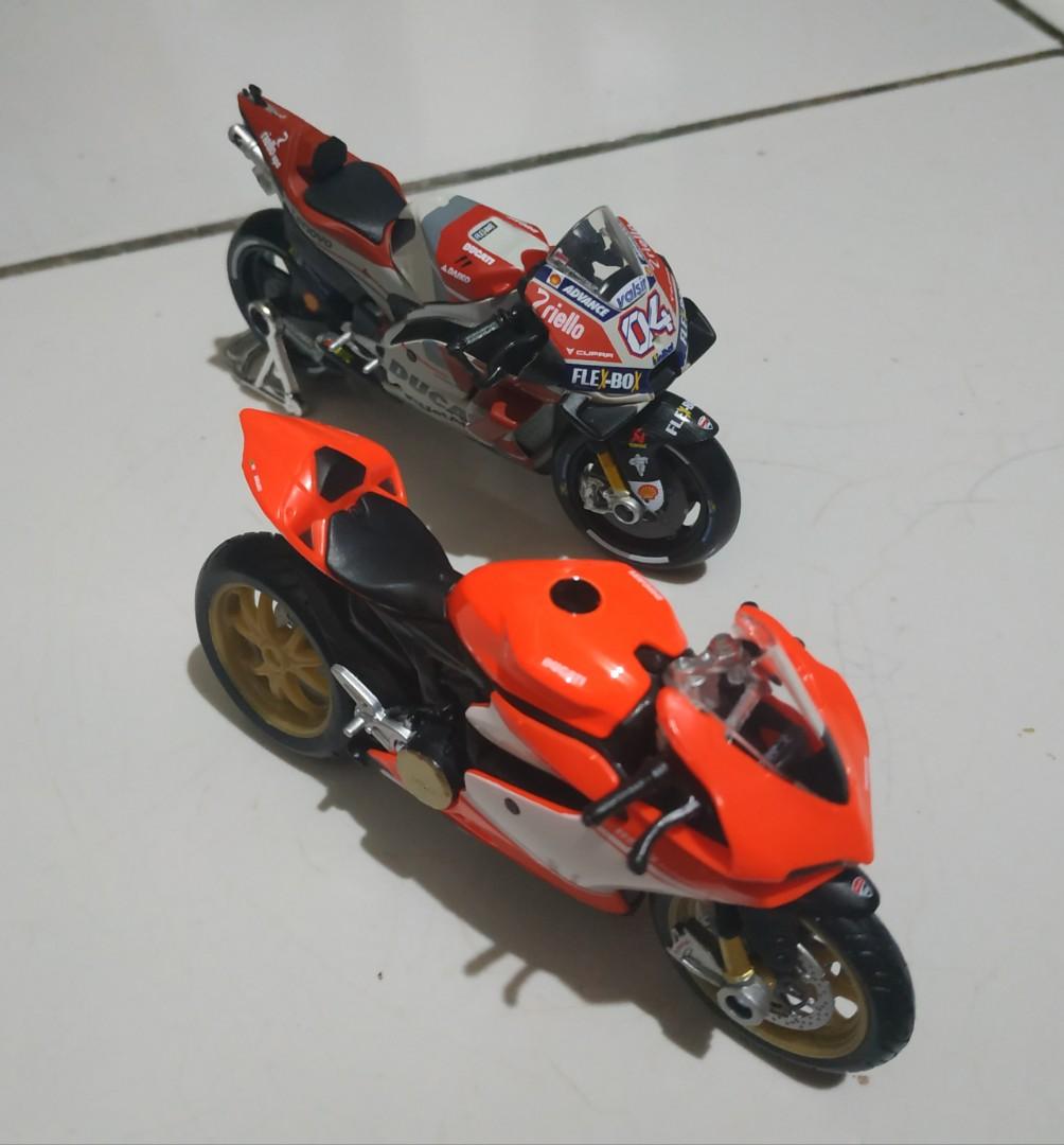 Motor Ducati 1:18 (Shell), Toys & Collectibles, Mainan di Carousell