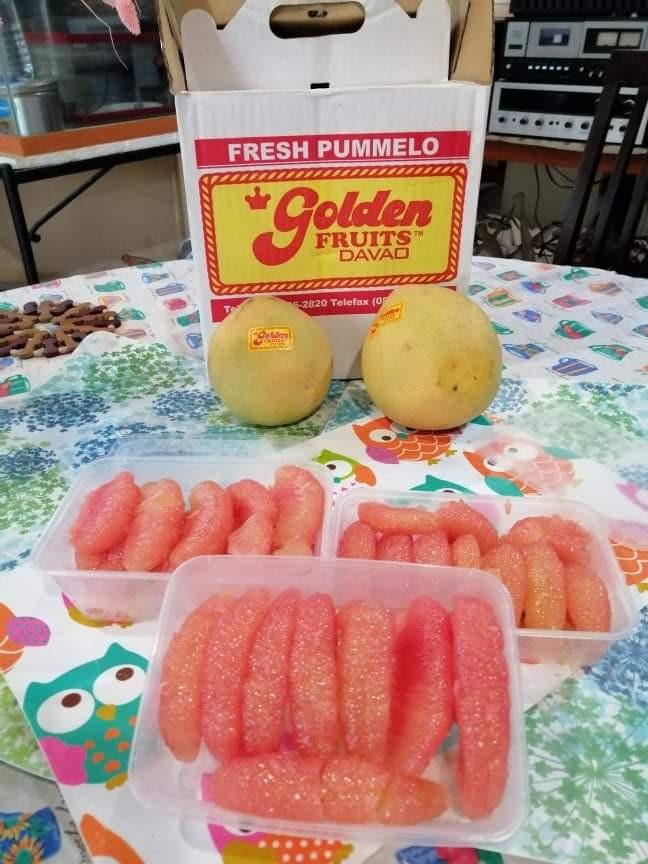 Davao pomelo, Food & Drinks, Fresh Produce on Carousell