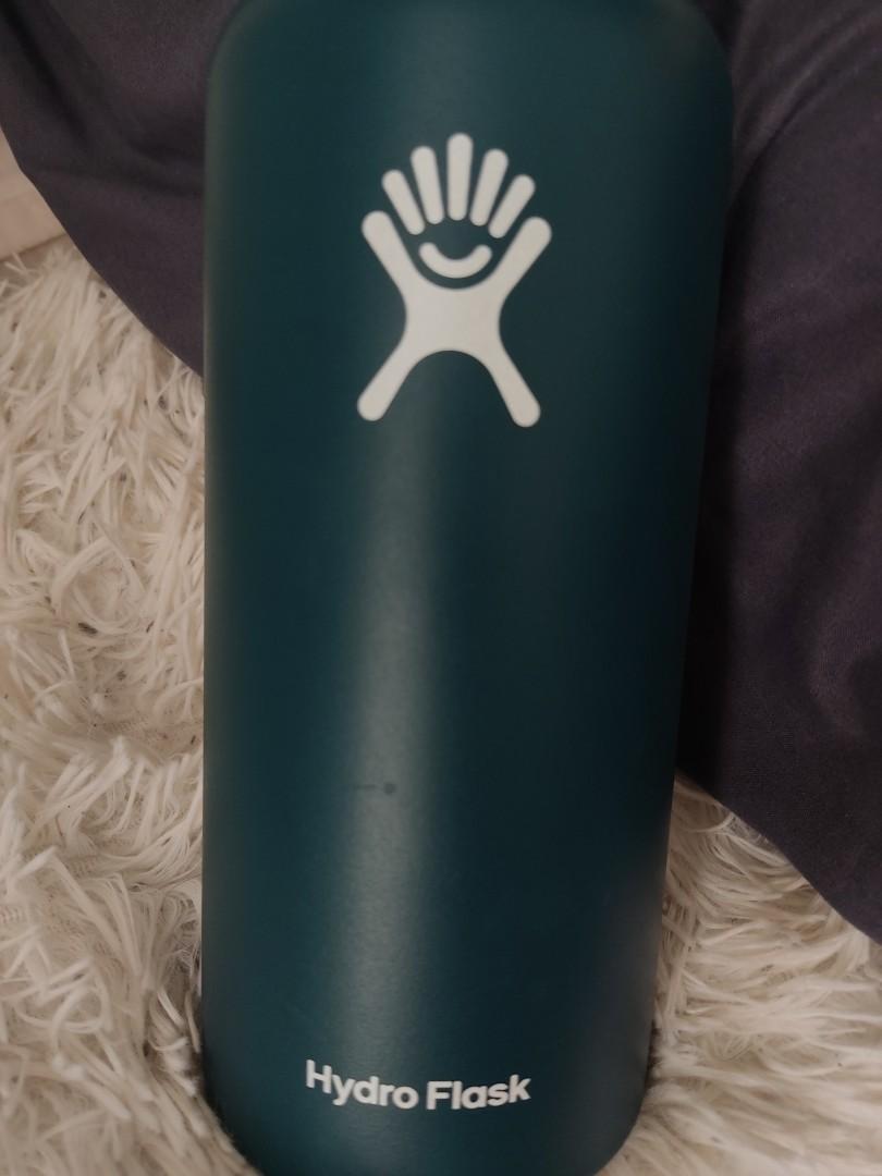 Hydro Flask Jade 32oz, Hobbies & Toys, Travel, Travel Essentials ...