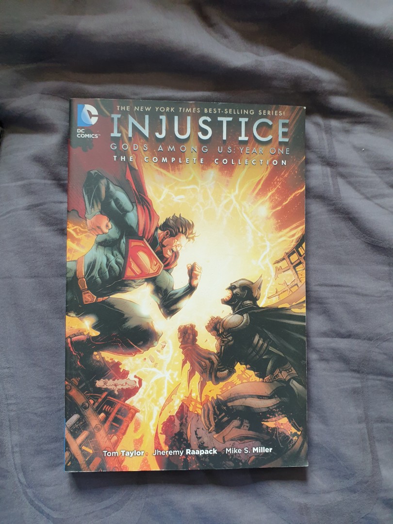Injustice Year 1 The Complete Collection vol 1, Hobbies & Toys, Books ...