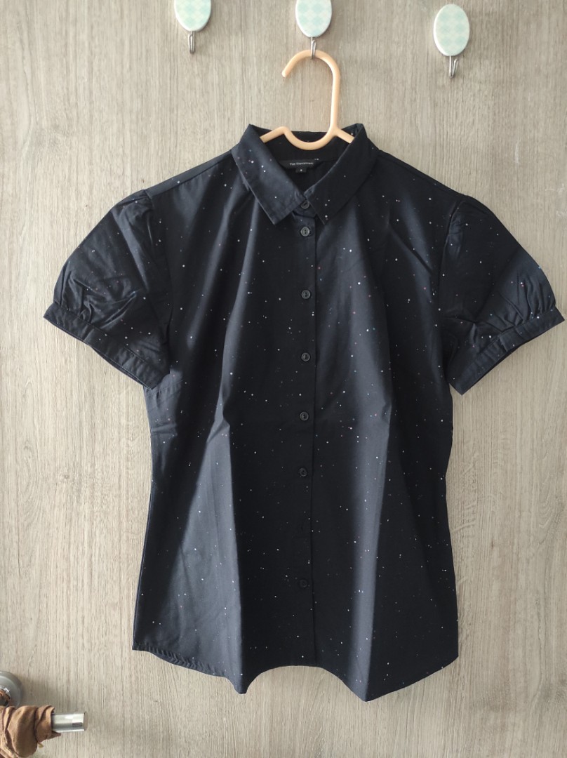 Kemeja Hitam The Executive, Fesyen Wanita, Pakaian Wanita, Atasan di ...