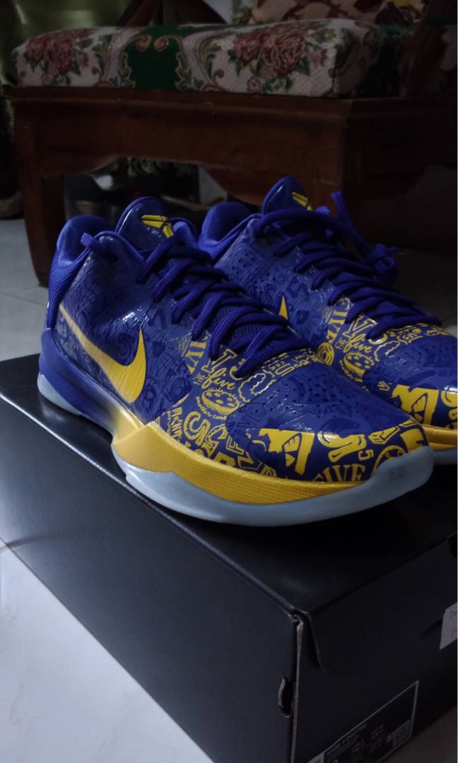 Nike kobe v proto rings, Fesyen Pria, Sepatu , Sneakers di Carousell