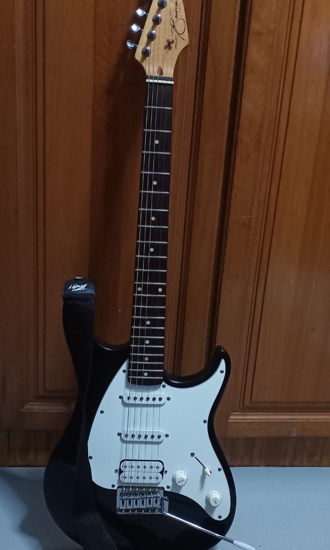 Peavey Raptor exp, Hobbies & Toys, Music & Media, Musical Instruments ...