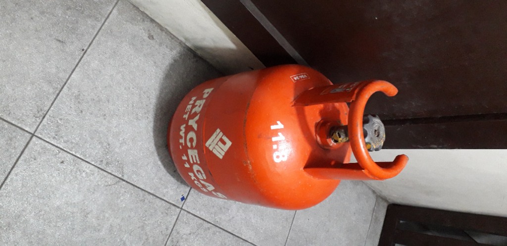 Pryce gas lpg tank, Furniture & Home Living, Kitchenware & Tableware ...