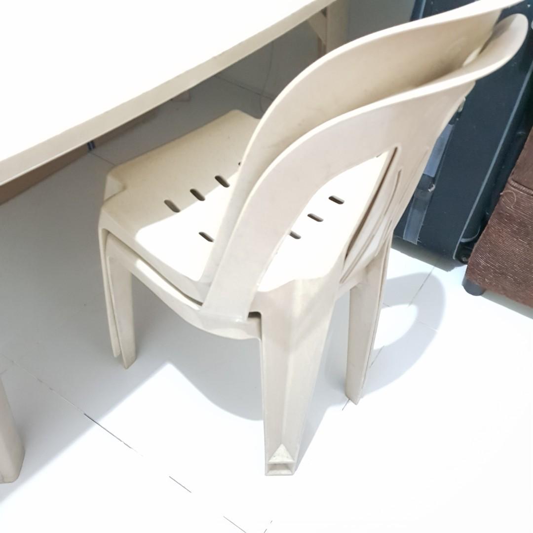 Uratex monoblock table, Babies & Kids, Baby Nursery & Kids Furniture ...