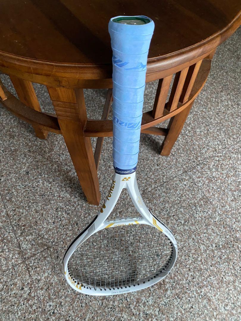 NAOMI OSAKA EZONE 100 TENNIS RACKET 300G, Sports Equipment, Sports ...