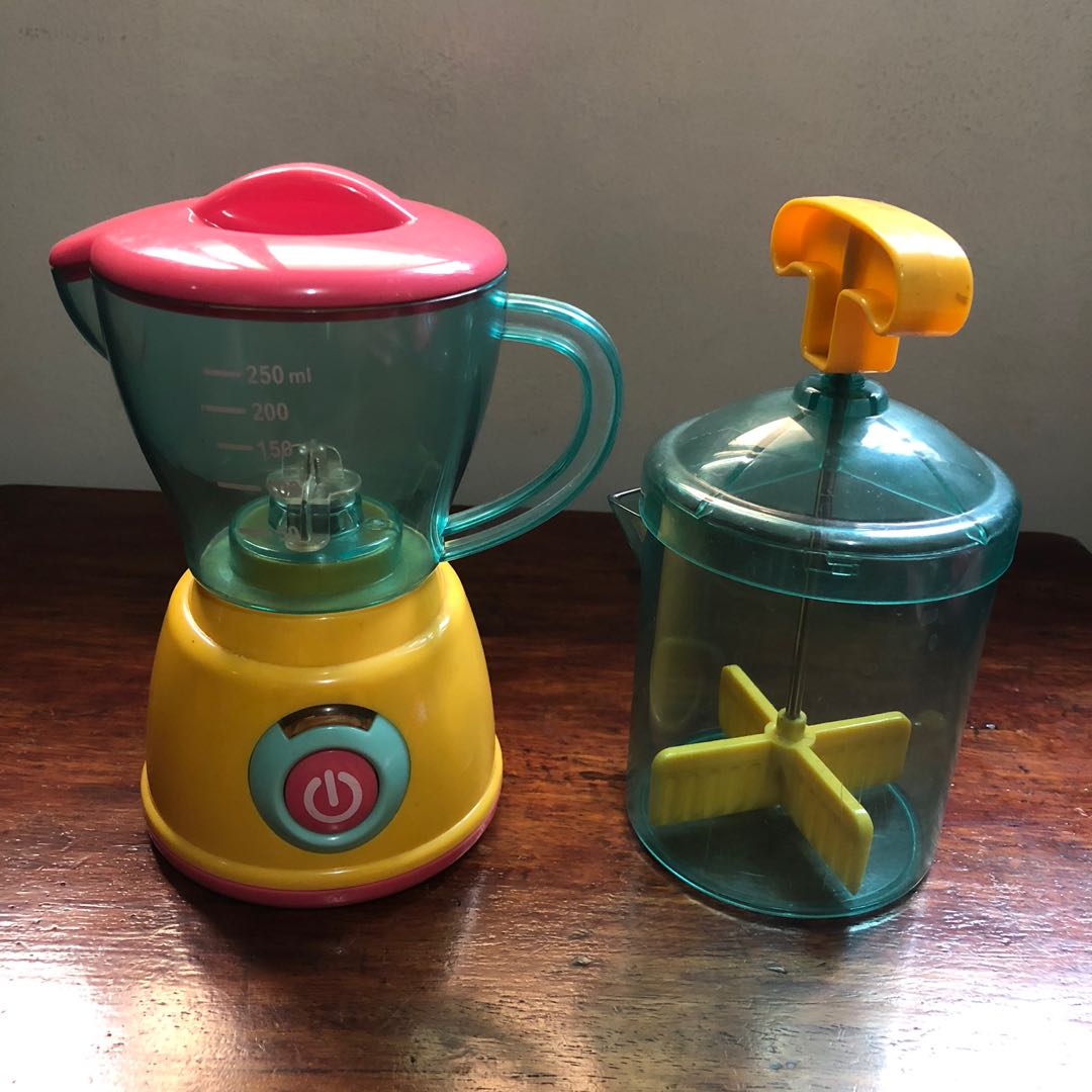 Popsicle maker blender machine toy, Hobbies & Toys, Toys & Games on ...