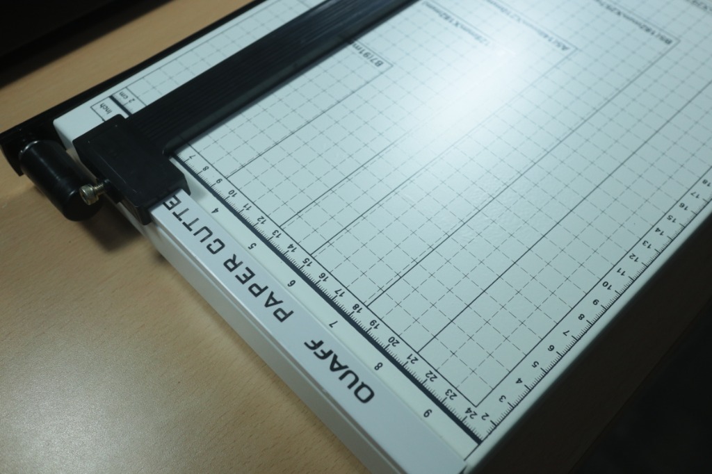 Quaff A4 Guillotine Paper Cutter, Hobbies & Toys, Stationary & Craft ...