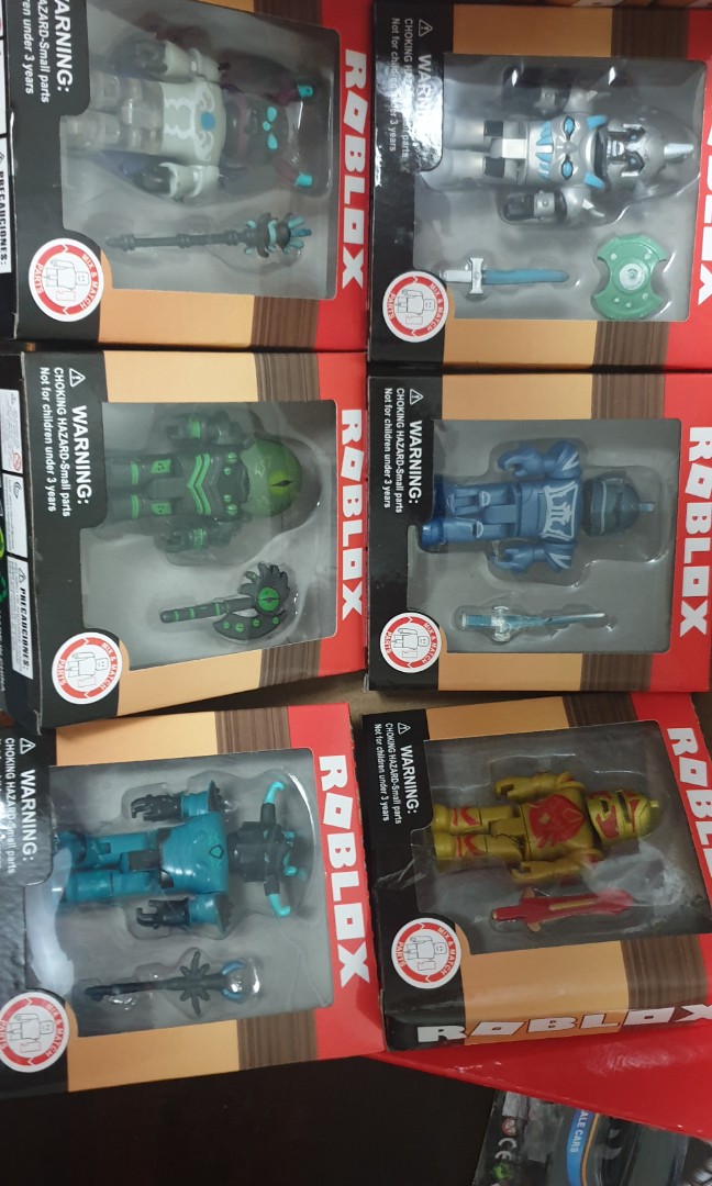 Roblox Knights Theme set of 6, Toys & Games, Bricks & Figurines on ...