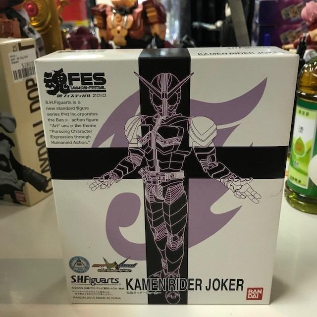 SHF - W JOKER, 興趣及遊戲, 玩具 & 遊戲類 - Carousell