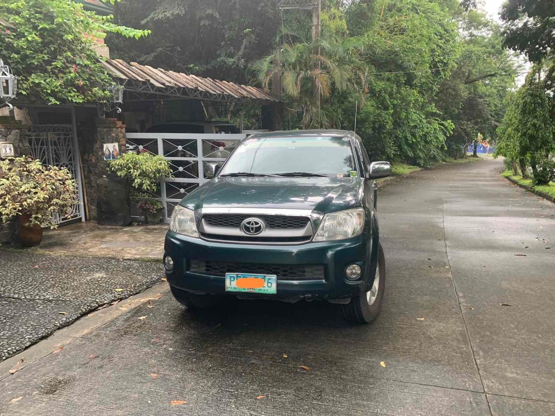 Toyota Hilux G variant 2x4 Manual, Cars for Sale, Used Cars on Carousell