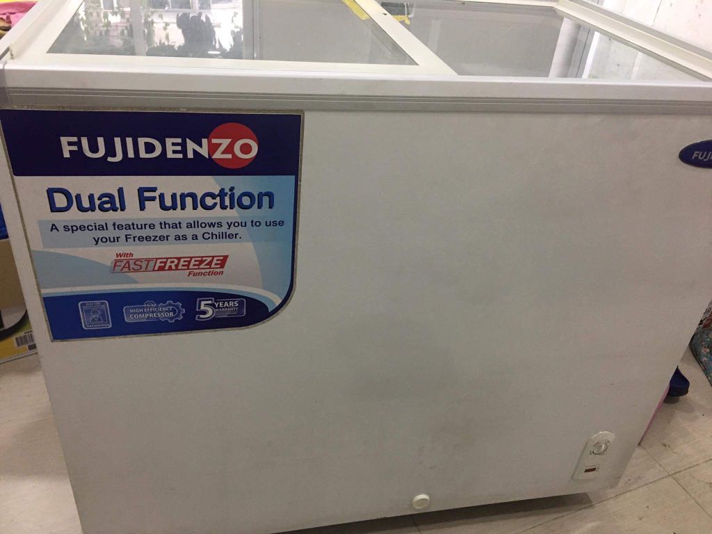 FUJIDENZO Sliding Glass Top Chest Freezer, TV & Home Appliances, Kitchen Appliances ...