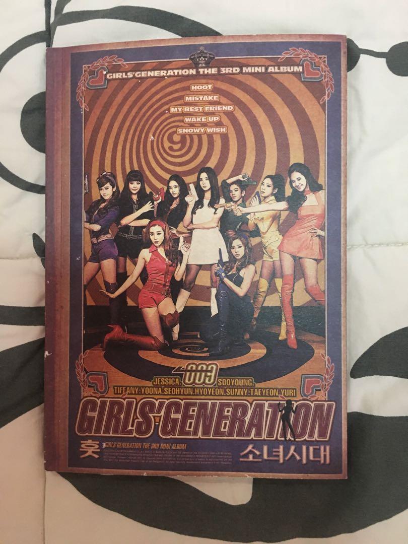 Girls’ Generation Hoot + photocard + sticker, Hobbies & Toys ...