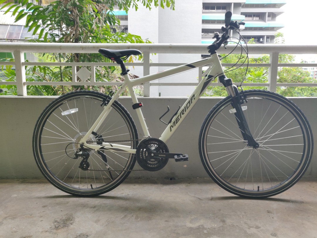 Merida Crossway 15-V hybrid/city bike, Bicycles & PMDs, Bicycles, Road ...
