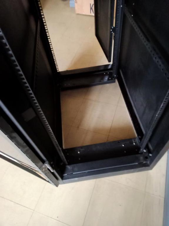 SERVER RACK 42U, Computers & Tech, Parts & Accessories, Computer Parts ...