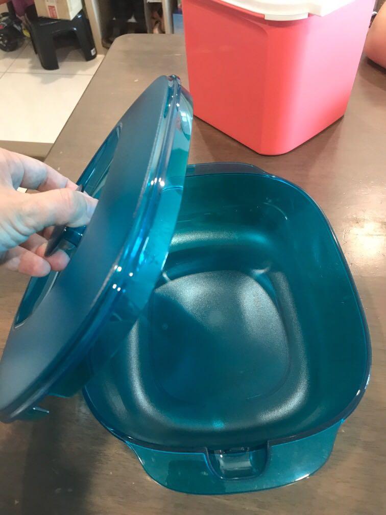 Tupperware Crystalline Saucy Server 1.8L, Furniture & Home Living ...