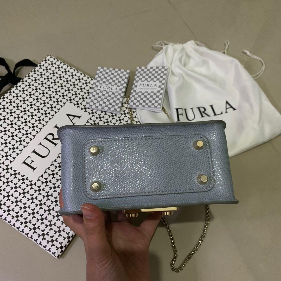 Furla Mini Metropolis Light Blue, Barang Mewah, Tas & Dompet di Carousell