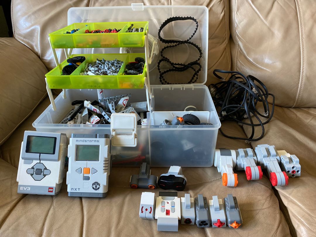 Lego mindstorms ev2 + ev3 + 陀螺儀, 興趣及遊戲, 玩具 & 遊戲類 - Carousell