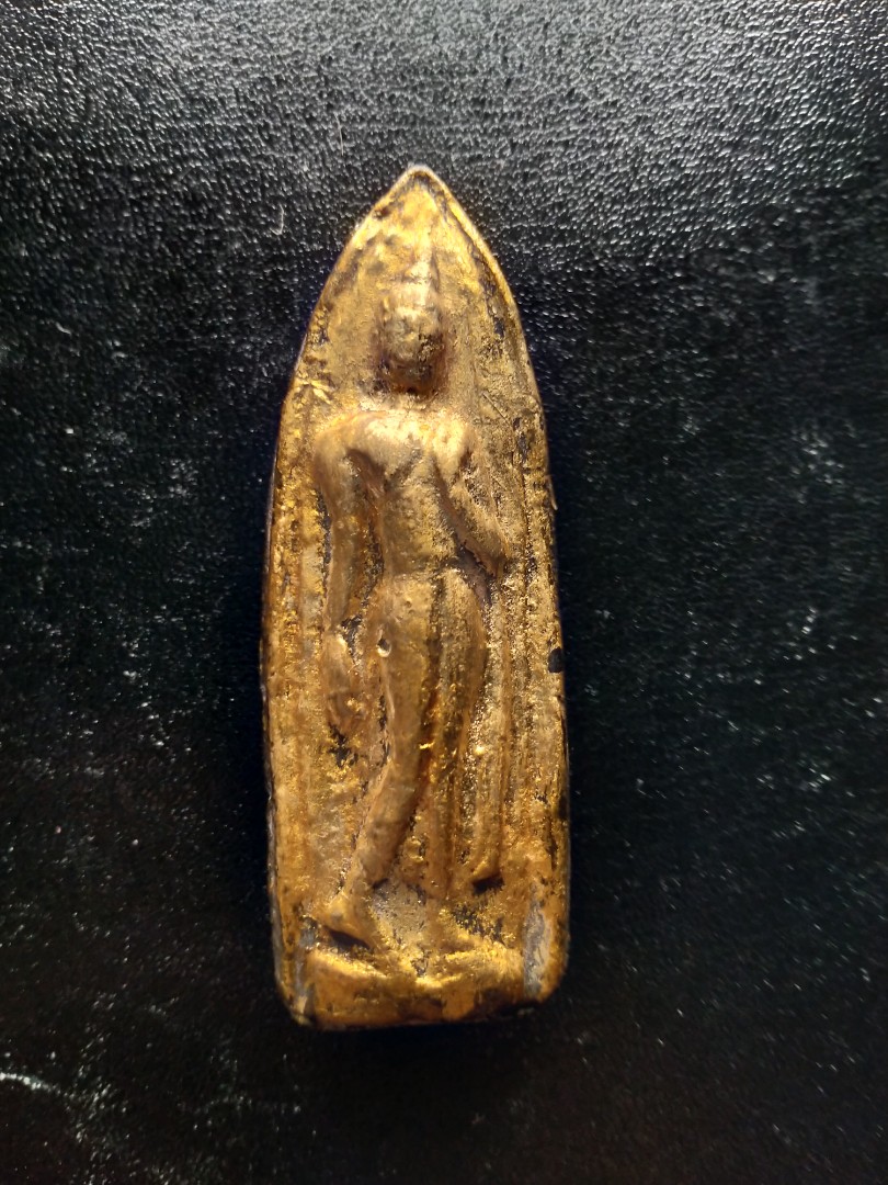 Phra Leela (BE 250+), Hobbies & Toys, Collectibles & Memorabilia ...