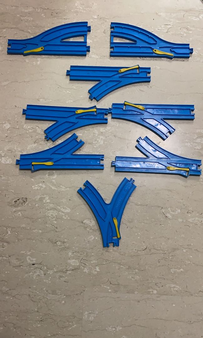 Thomas and friends tomy tracks, Hobbies & Toys, Toys & Games on Carousell