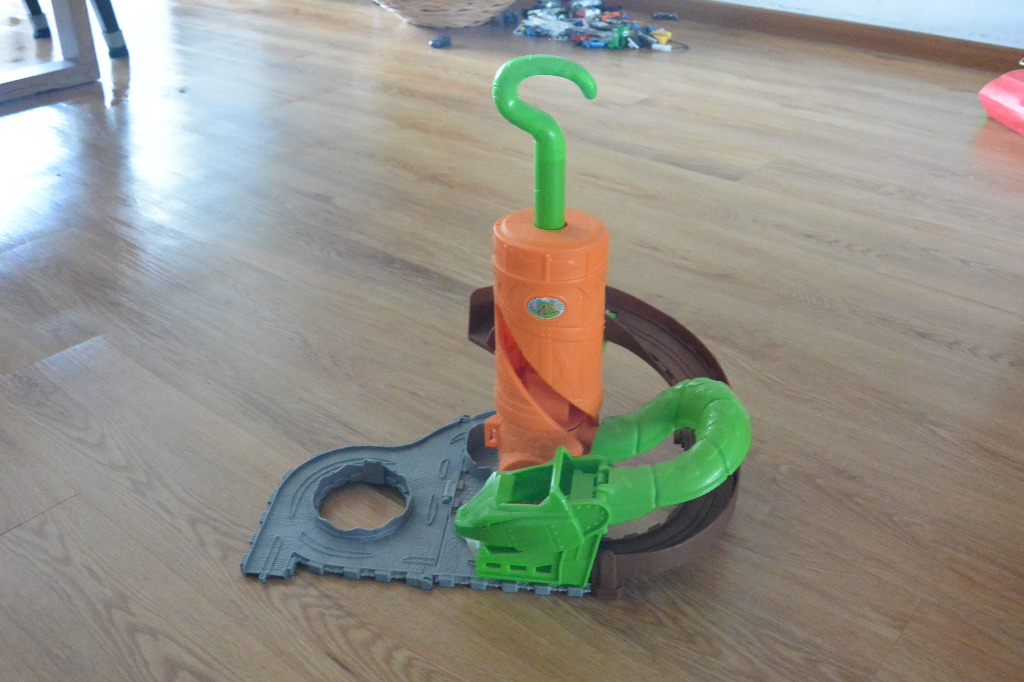 Thomas the Tank Engine Snake - Rattling Railsss, Hobbies & Toys, Toys ...