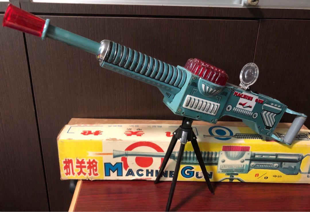 Vintage Machine Gun Battery Operated Tin Toy, Hobbies & Toys ...