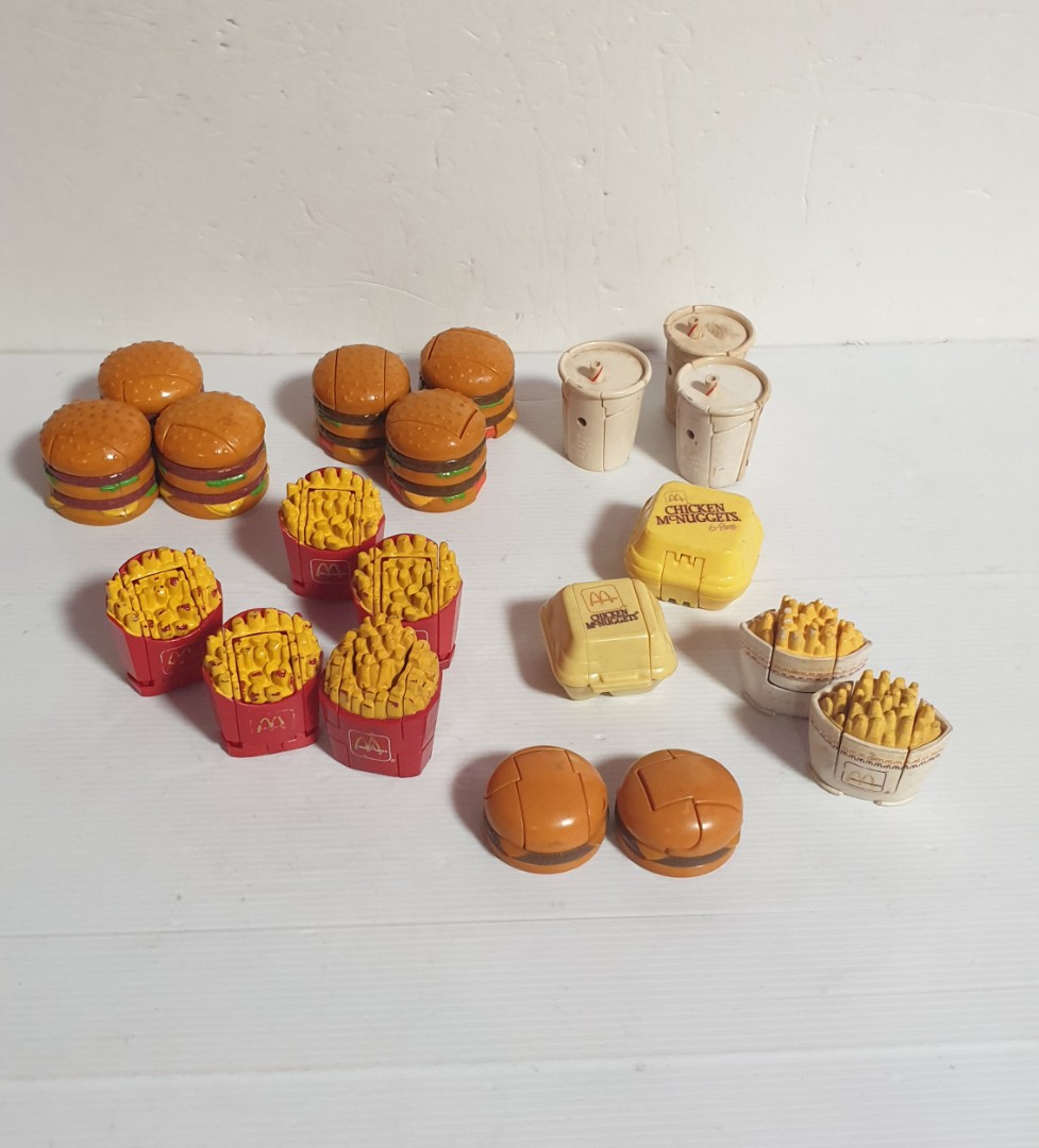 Vintage McDonald's changeable transformers toy lot 1, Toys & Games ...