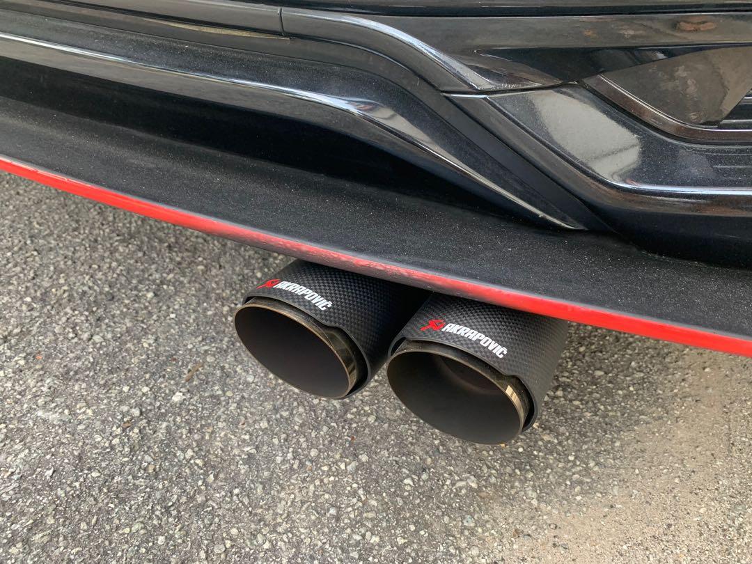 Akrapovic Dual Exhaust Tip, Auto Accessories on Carousell