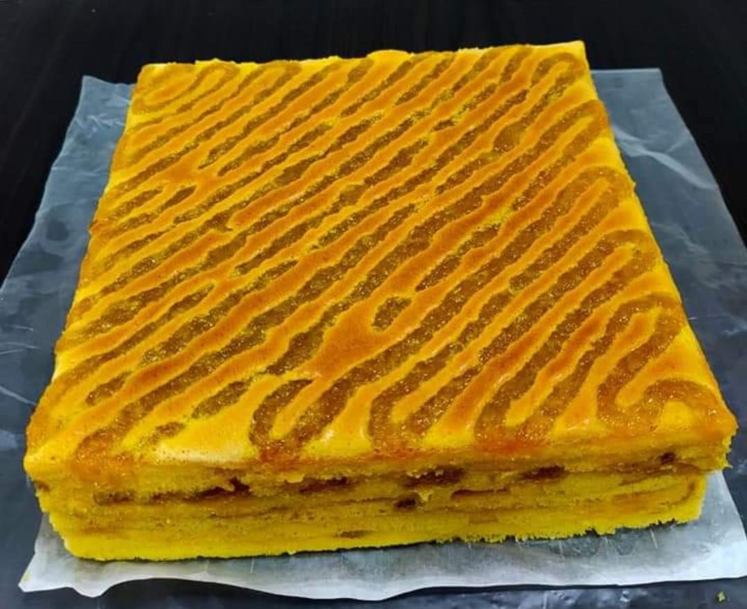 Alya Layer Cake Batam Food And Drinks Packaged And Instant Food On Carousell