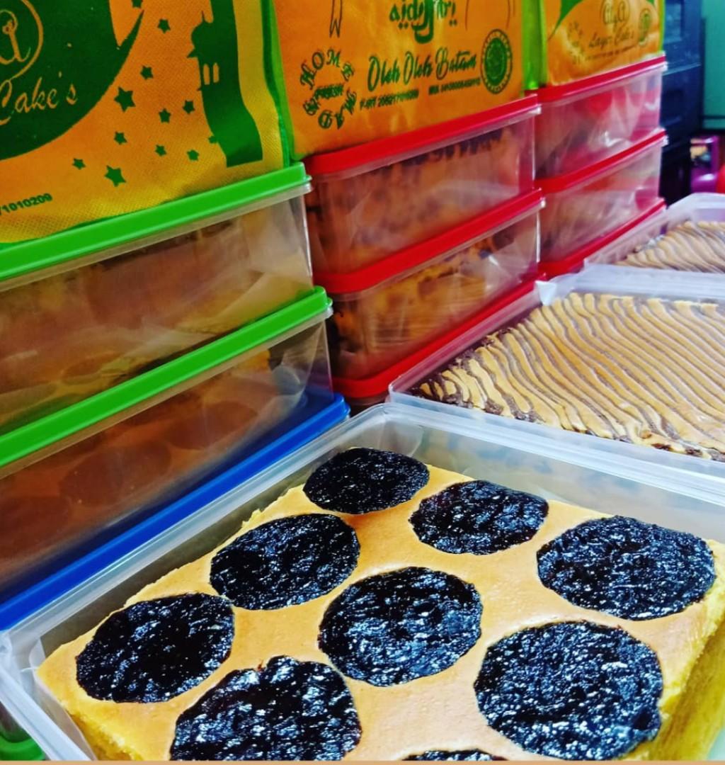 Alya Layer Cake Batam Food And Drinks Packaged And Instant Food On Carousell