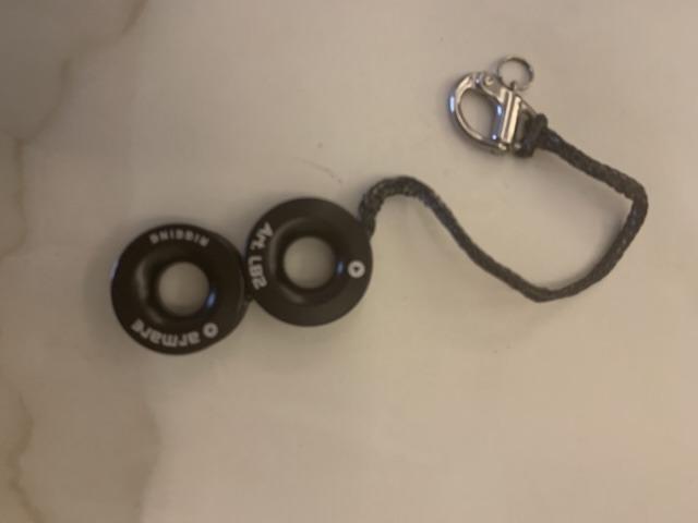 Amare mainsheet block for Optimist, Sports Equipment, Sports & Games, Water Sports on Carousell