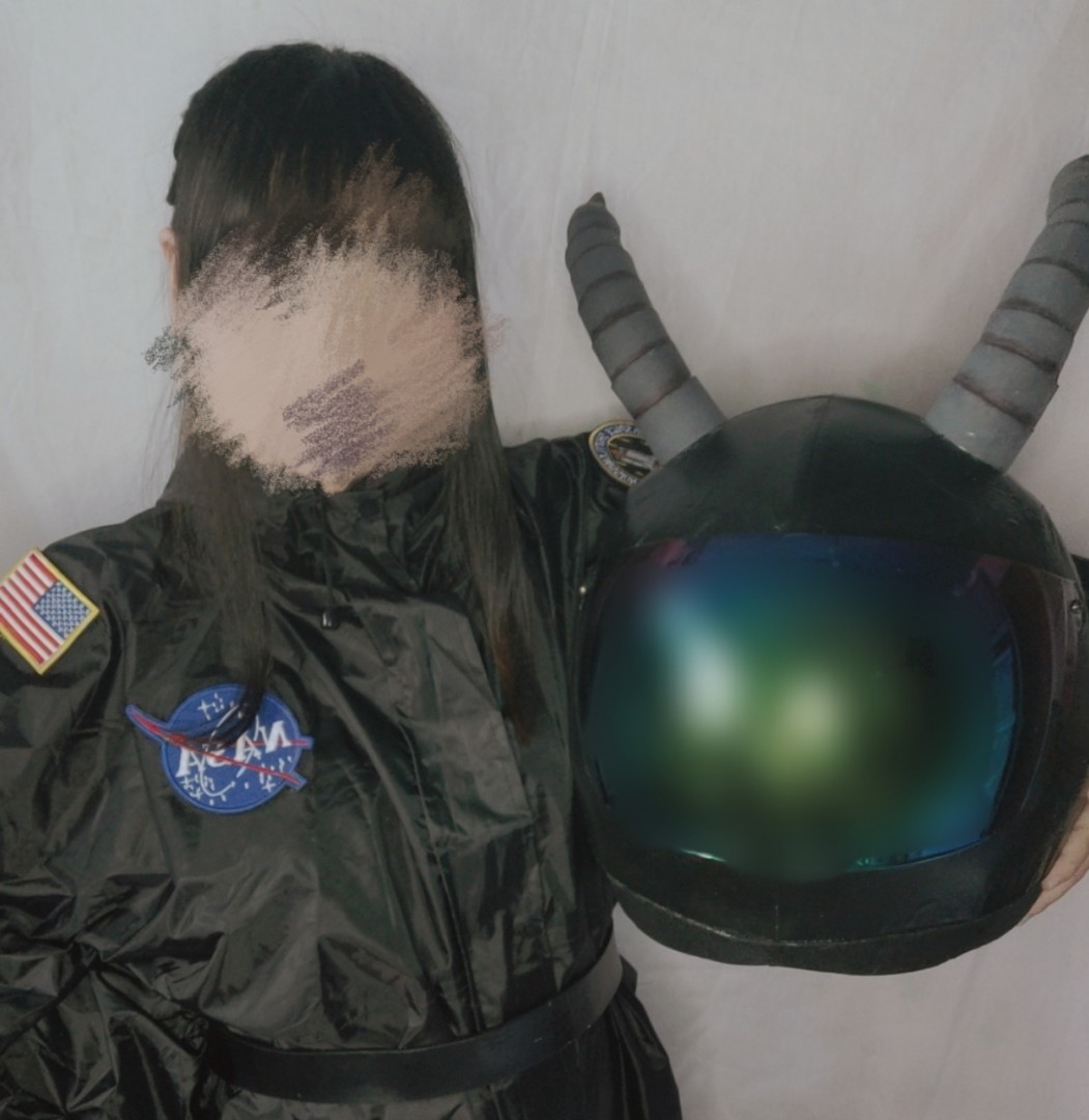 Among Us Cosplay, Entertainment, J-pop on Carousell