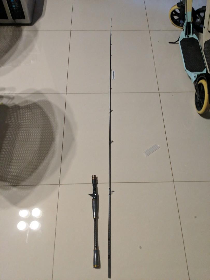 AWA-SHIMA Hybrid Cast 702C Baitcast Fishing Rod, Sports Equipment ...