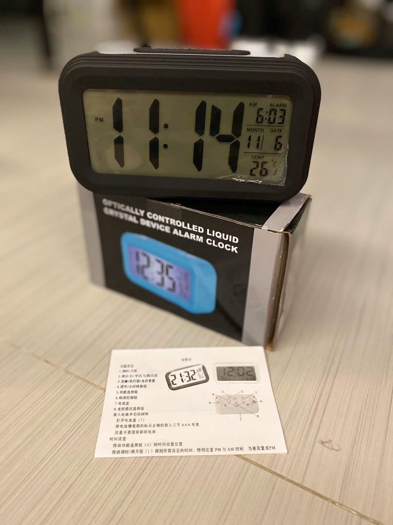 LCD DIGITAL CLOCK OPTICALLY CONTROLLED LIQUID CRYSTAL DEVICE ALARM ...